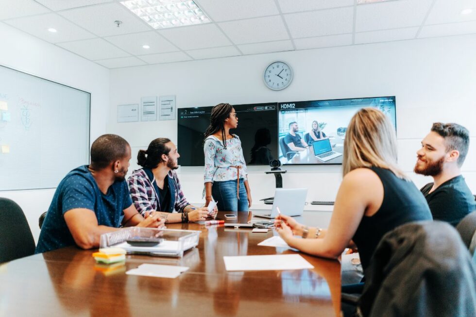 Small Conference Room Size: Tips for Organization